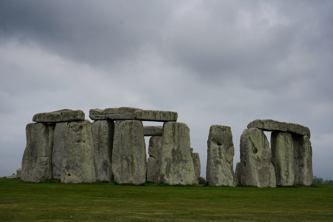 Unraveling the 12 Stonehenge Construction Mysteries: What We Still Don ...